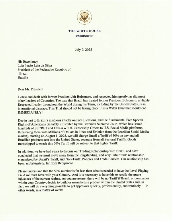 Trump anuncia tarifa ao Brasil de 50%