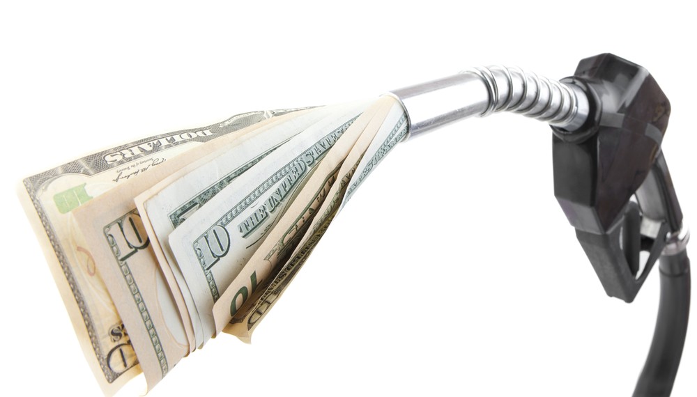 Preço do petróleo dispara mais de 2% com escalada de tensões entre EUA ...