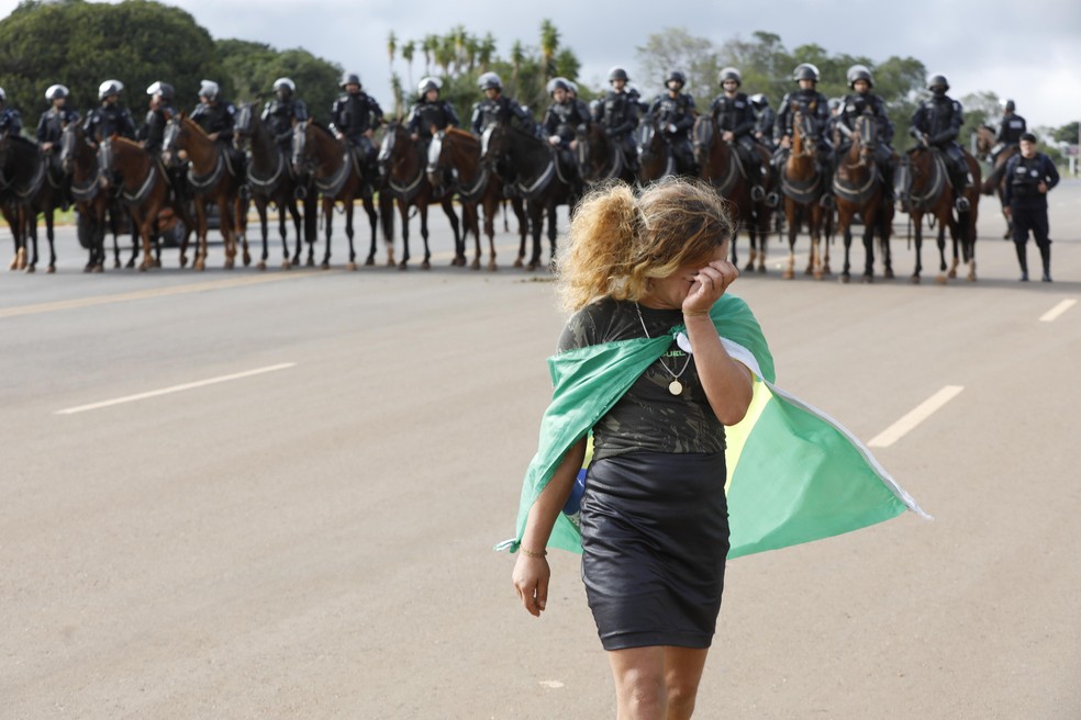 Exército Desmonta Barracas De Acampamento Golpista Em Brasília E