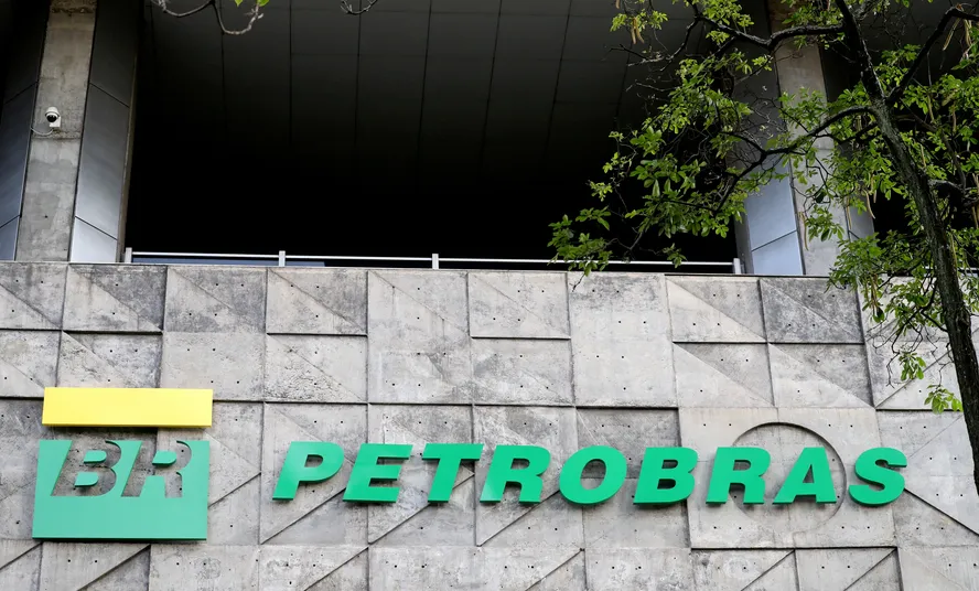 Petrobras (PETR3; PETR4) pagará R$ 9 bilhões em dividendos; veja quem ...