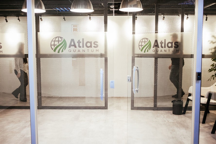 Atlas Quantum é condenada a indenizar e restituir R$ 360 mil a ...