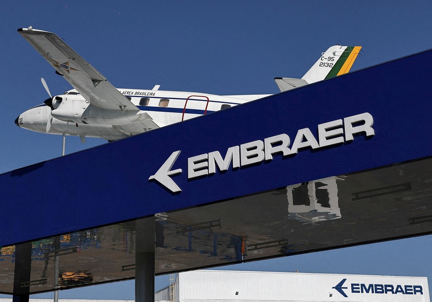 Embraer (EMBJ3) entrega 44 aeronaves e surpreende positivamente analistas