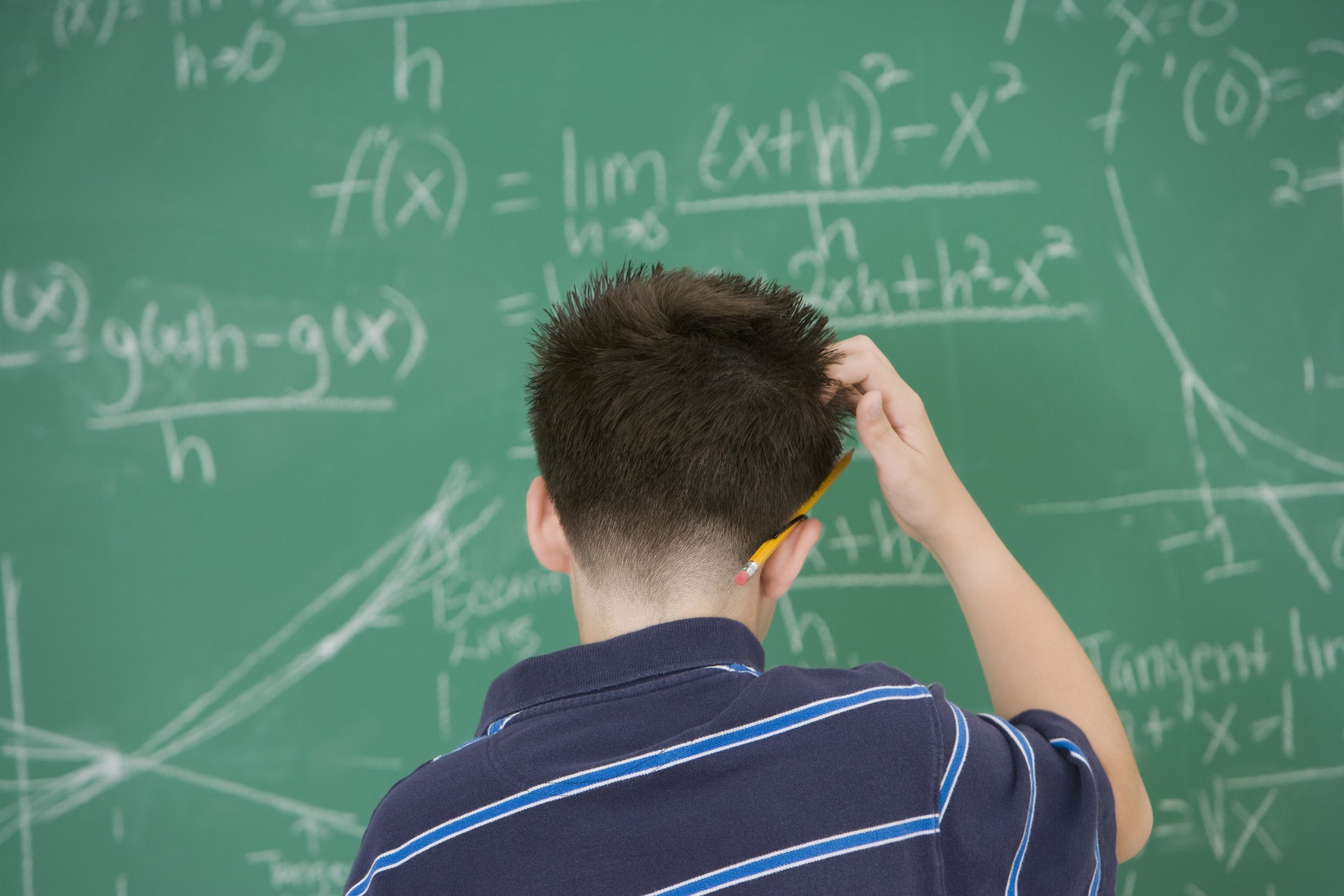 Veja como investir com Selic mantida em 15% e incerteza sobre juros nos EUA