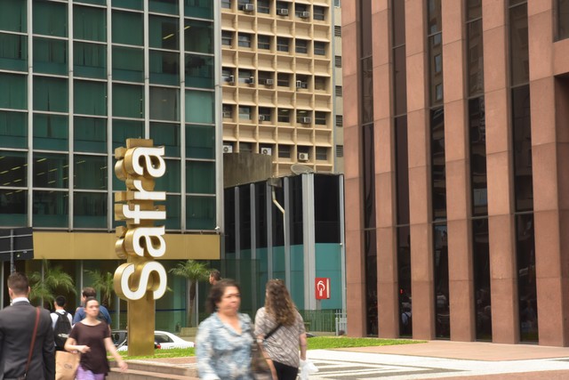 Safra lança ETF que replica o Ibovespa; negócios começam na segunda ...