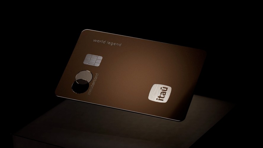 Itaú mira 'ricaços' e libera novo cartão World Legend com até 7 pontos ...