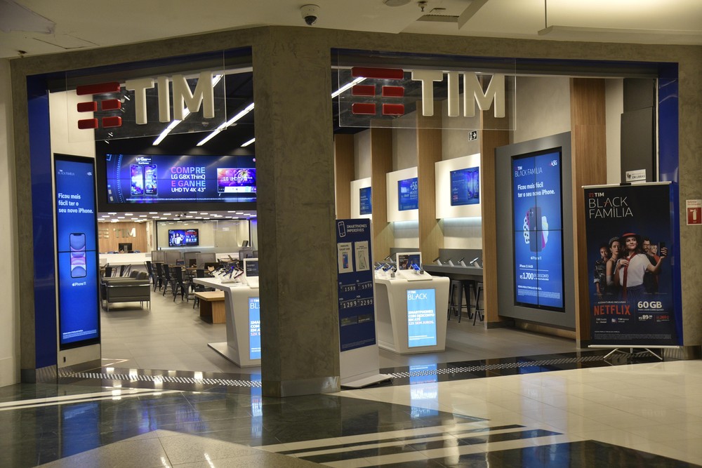 TIM (TIMS3) divulga alta de 25% no lucro no 2º tri e novo programa de ...