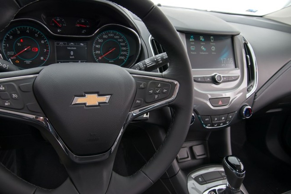 GM planeja demitir 1,3 mil funcionários nos Estados Unidos ...