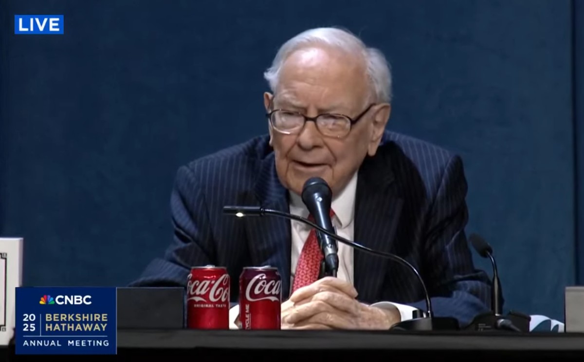 Berkshire, de Warren Buffett, está vendendo ações | Investimento no ...