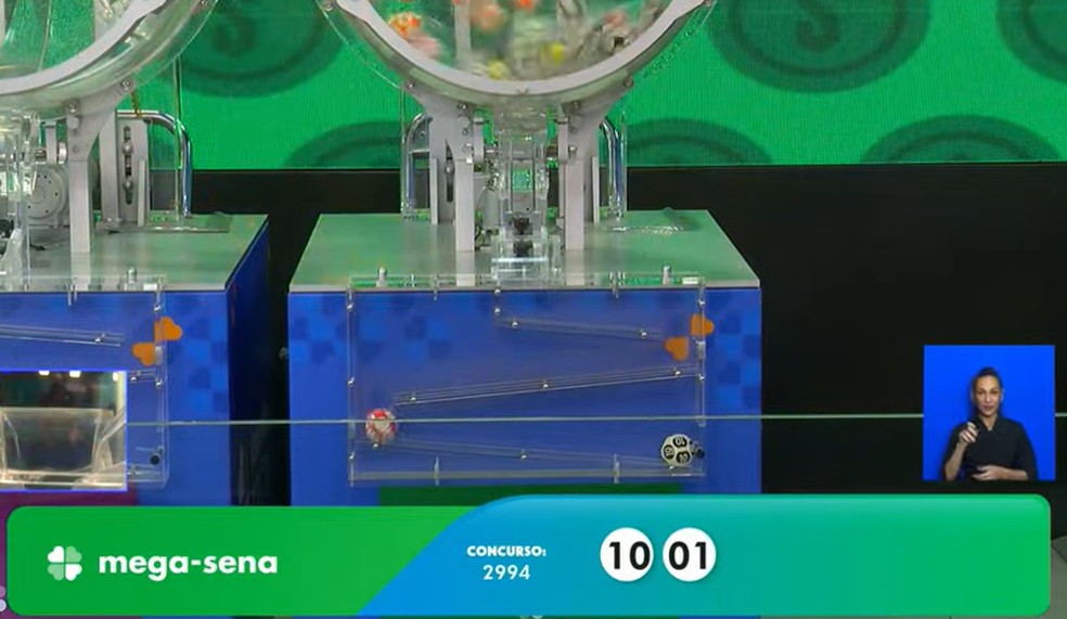 Ninguém acerta as seis dezenas da Mega-Sena 2994, e prêmio acumula em R ...