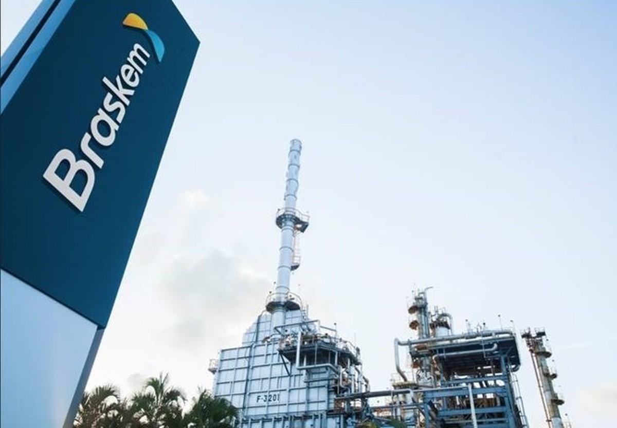 Braskem (BRKM5) tem prejuízo de R$ 5,64 bi no 4º tri, cerca de 3,5 ...