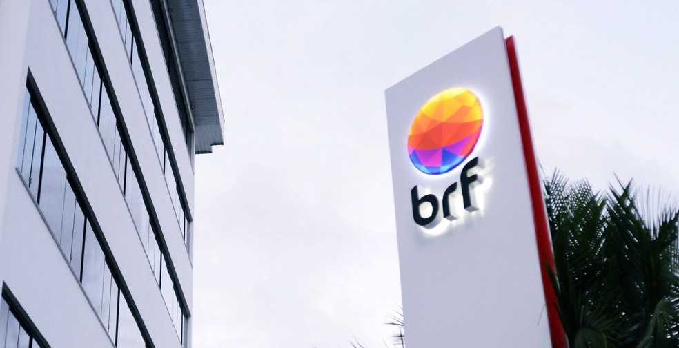 BRF aprova programa para recompra de 3,7 milhões de ações | Empresas ...