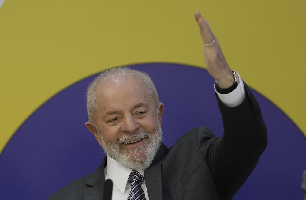 Lula defende isenção de IR para quem ganha até R$ 5 mil e critica ...