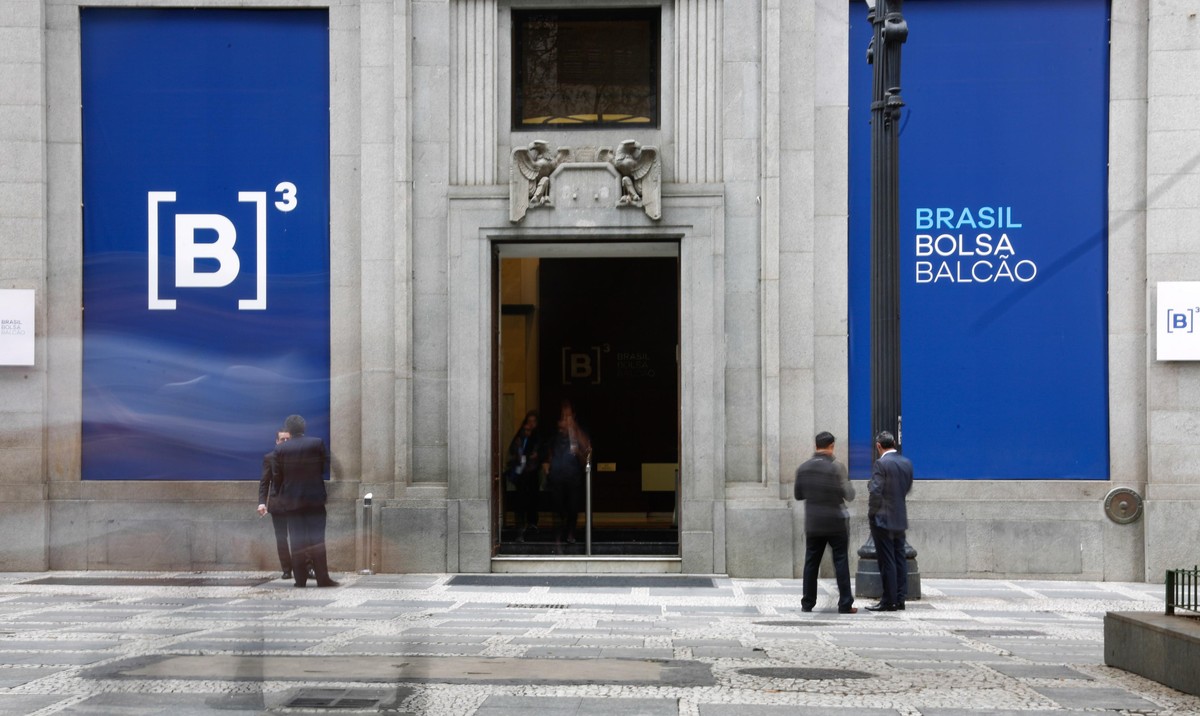 B3 (B3SA3) encerra recompra de ações, mas já tem data para novo ...