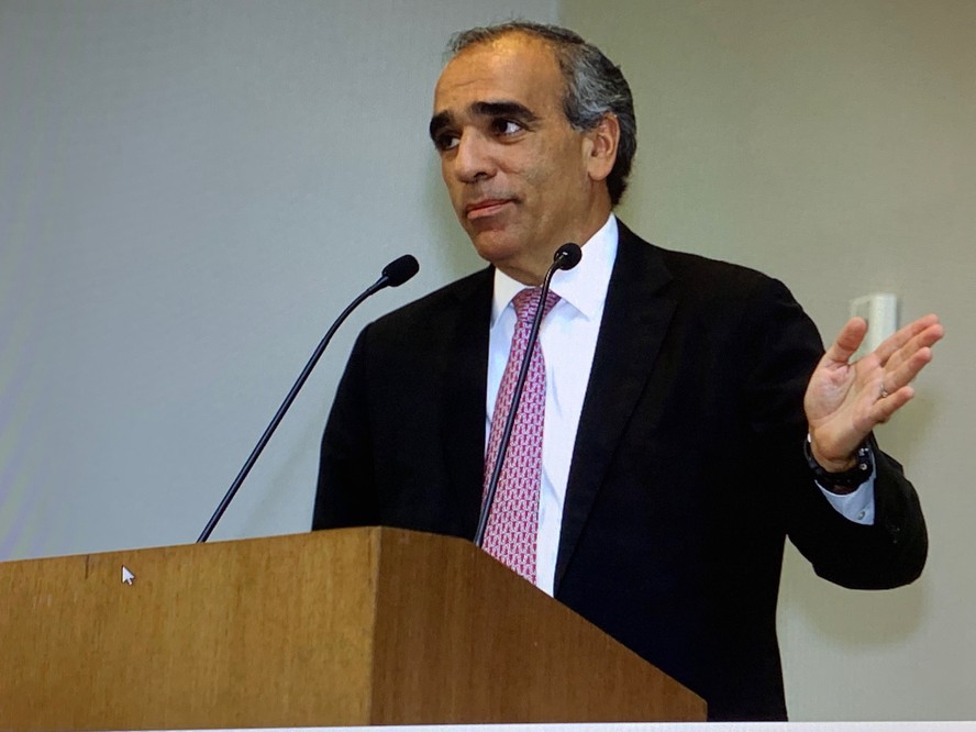 Rogério Xavier, sócio-fundador da SPX, divide a sua rotina em ...