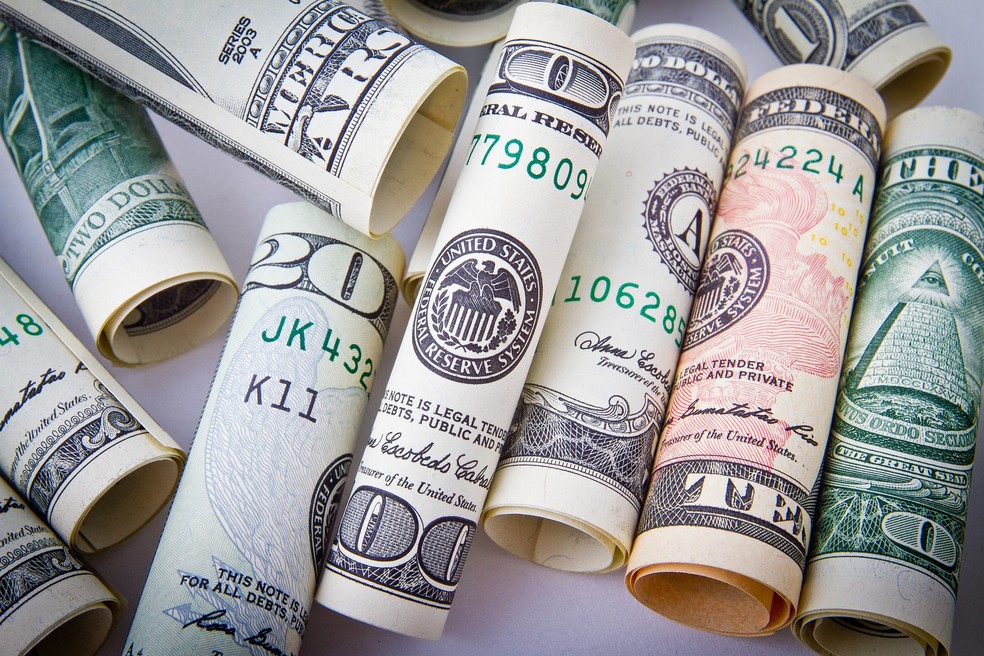 Dólar encerra em alta, a R$ 5,77, com valorização global e expectativa ...