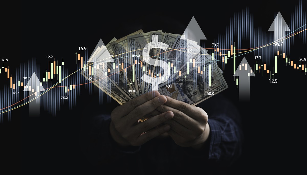 Dólar encerra a R$ 6 e atinge nova máxima histórica. Mas qual é o seu ...