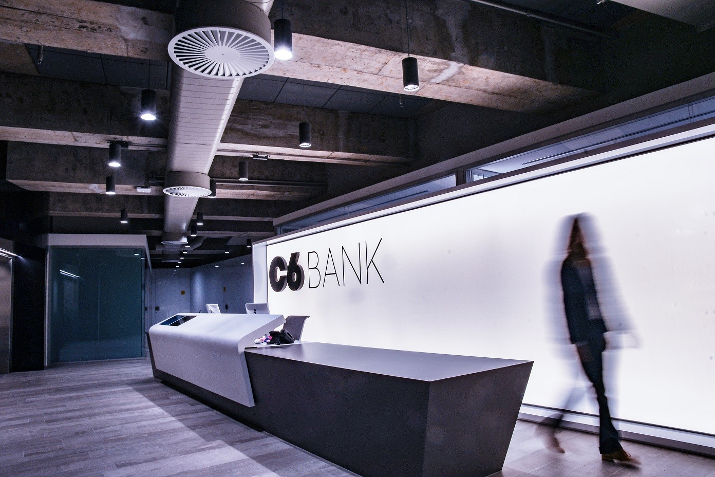 C6 Bank zera anuidade e taxa de manutenção da conta de investimentos no ...