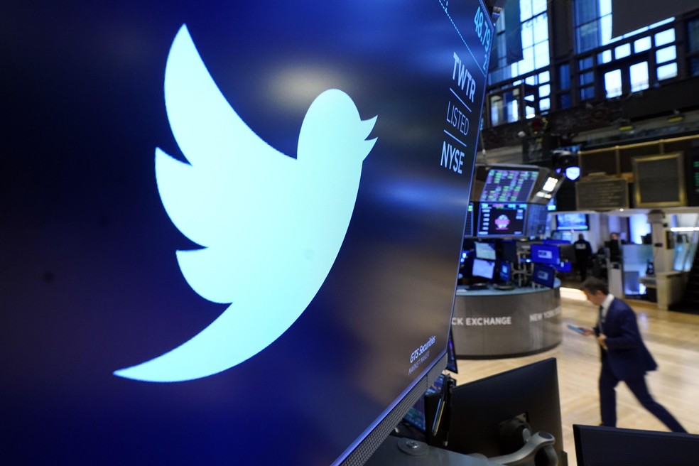 Twitter recua mais de 8% em NY em meio a incertezas de aquisição ...