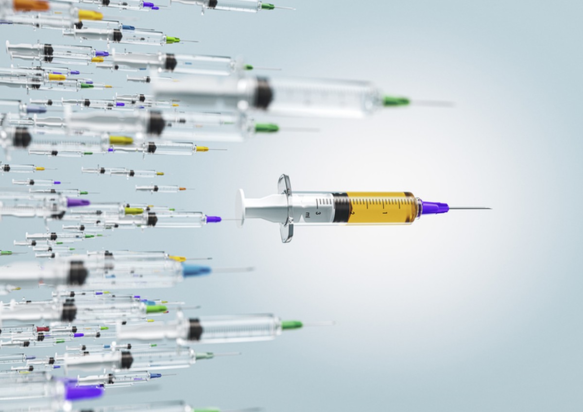 Pfizer, BioNTech, Moderna, AstraZeneca; veja quem lidera a corrida das ...